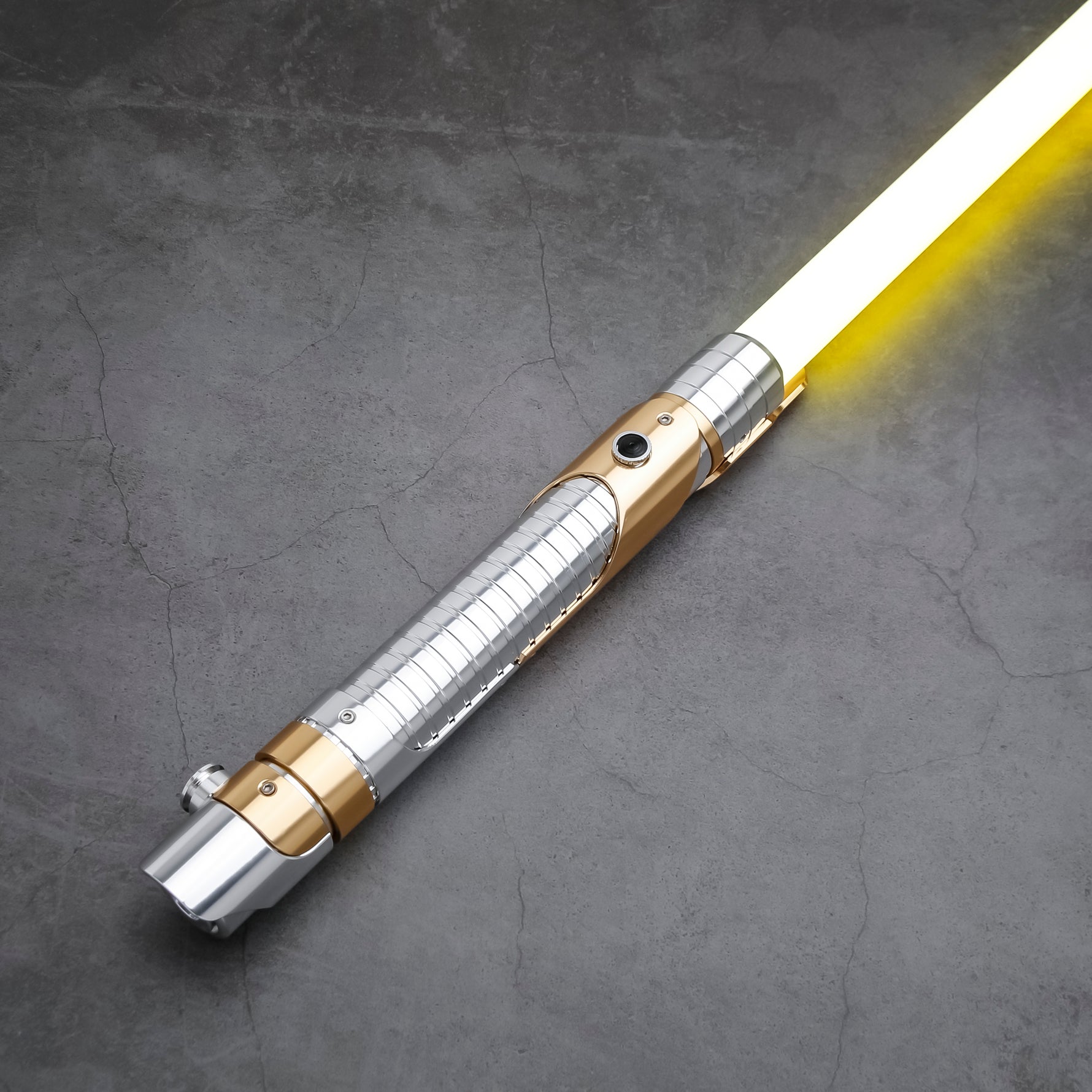 Tak Rennod's Lightsaber from Skeleton Crew Episode 5 – Superneox®